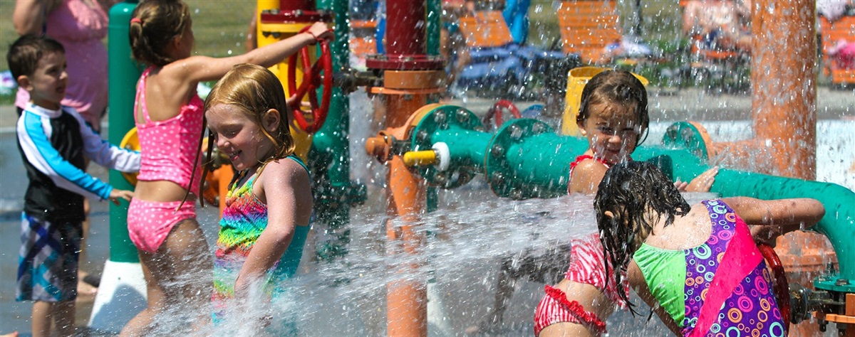 Drake Springs Family Aquatic Center - City of Sioux Falls